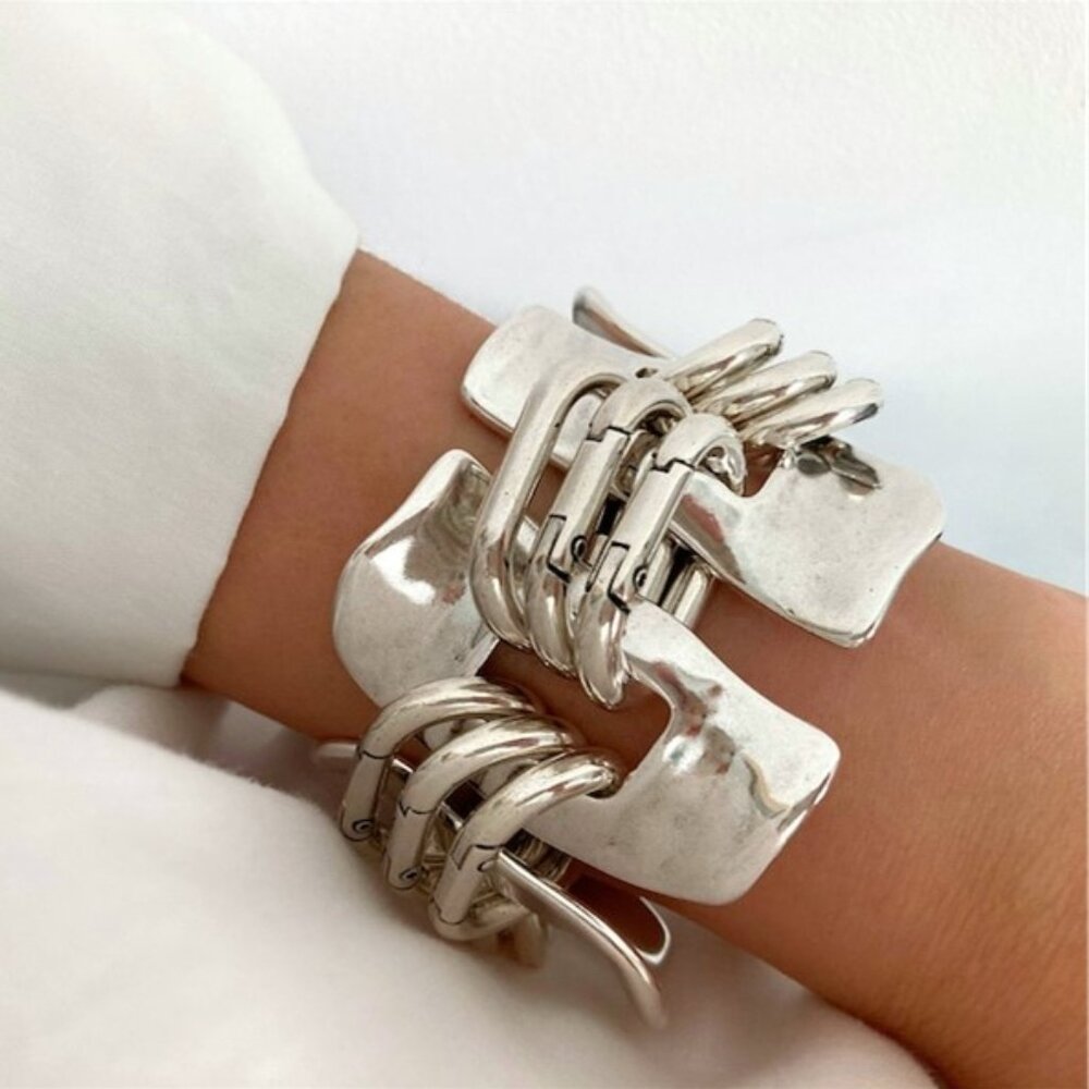 Antique Silver Heavy Bracelet - Gem